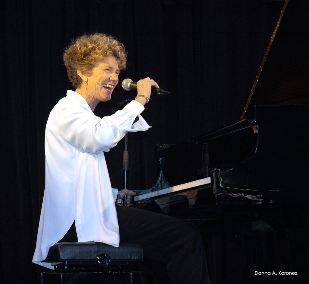 Because of a Song - A Feminist and Lesbian Music Archive