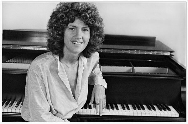 Because of a Song - A Feminist and Lesbian Music Archive