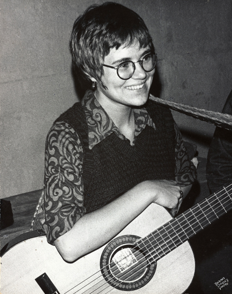 Because of a Song - A Feminist and Lesbian Music Archive