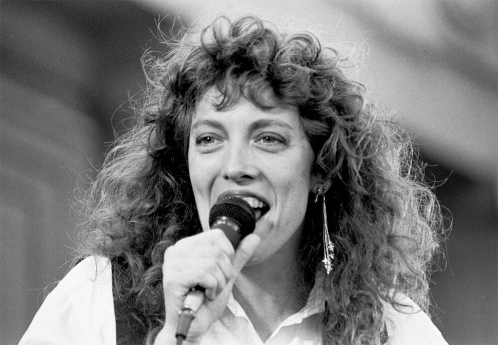 Because of a Song - A Feminist and Lesbian Music Archive